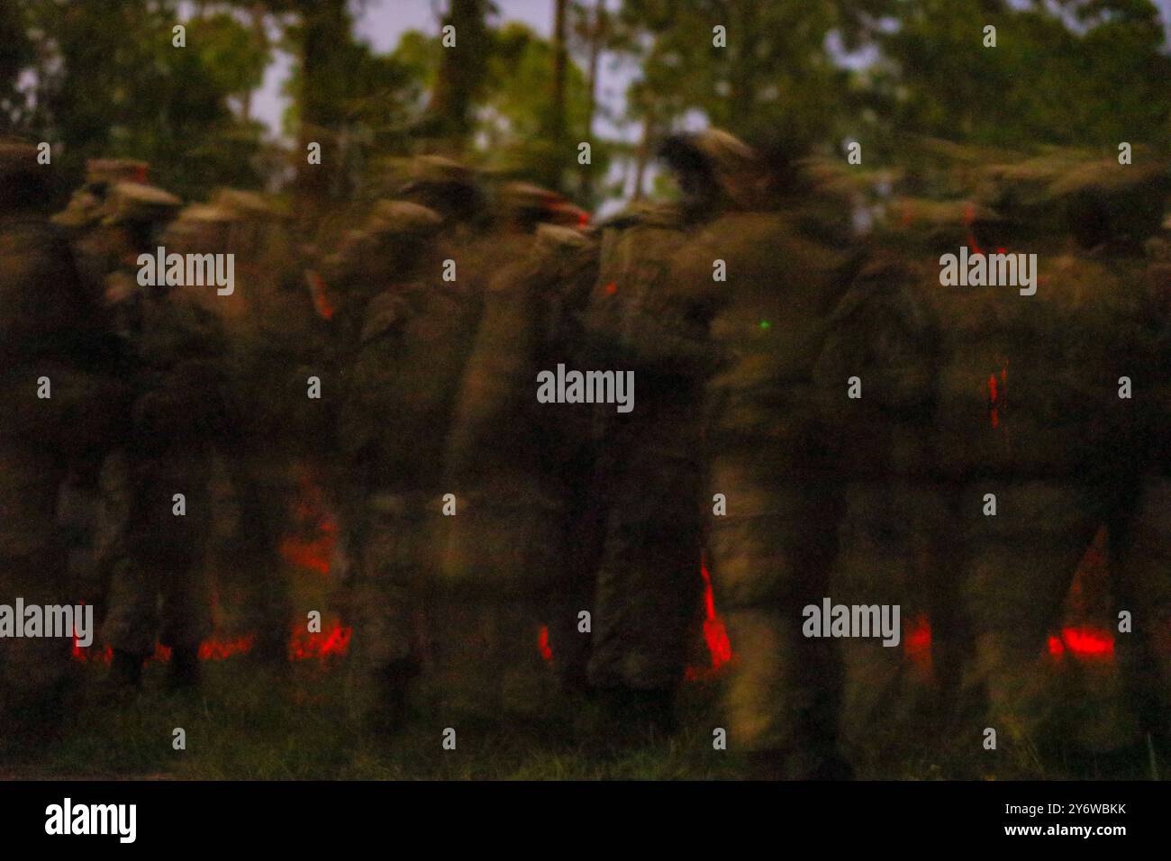 Recruits with Echo Company, 2nd Recruit Training Battalion, conduct ...
