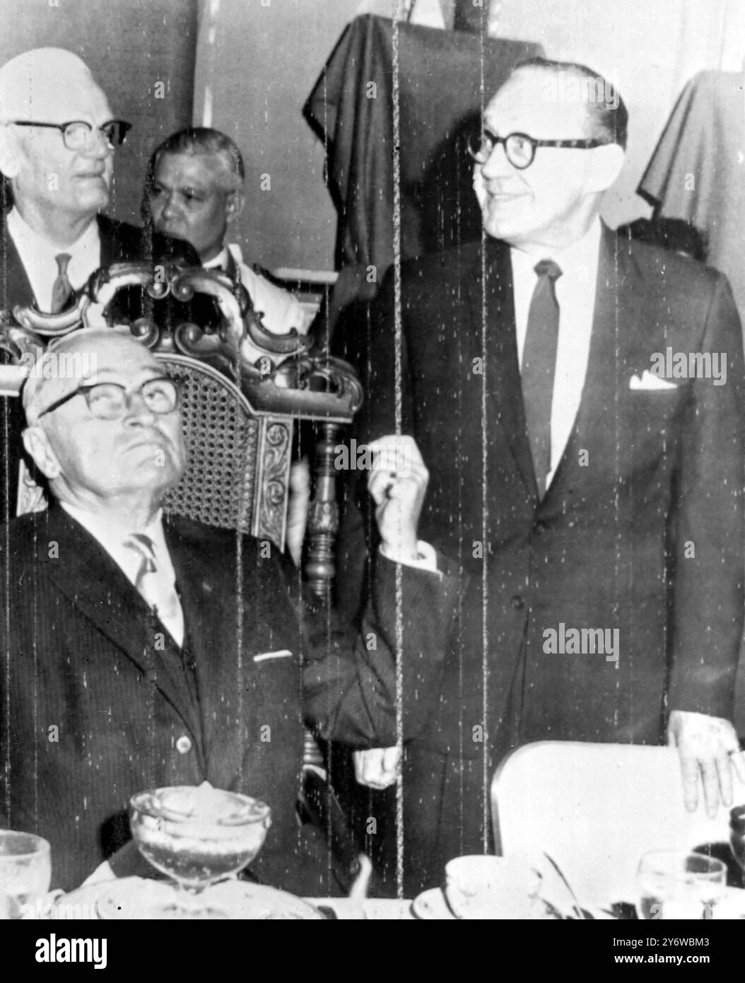 FORMER UN PRESIDENT HARRY TRUMAN 77TH BIRTHDAY 9 MAY 1961 Stock Photo ...