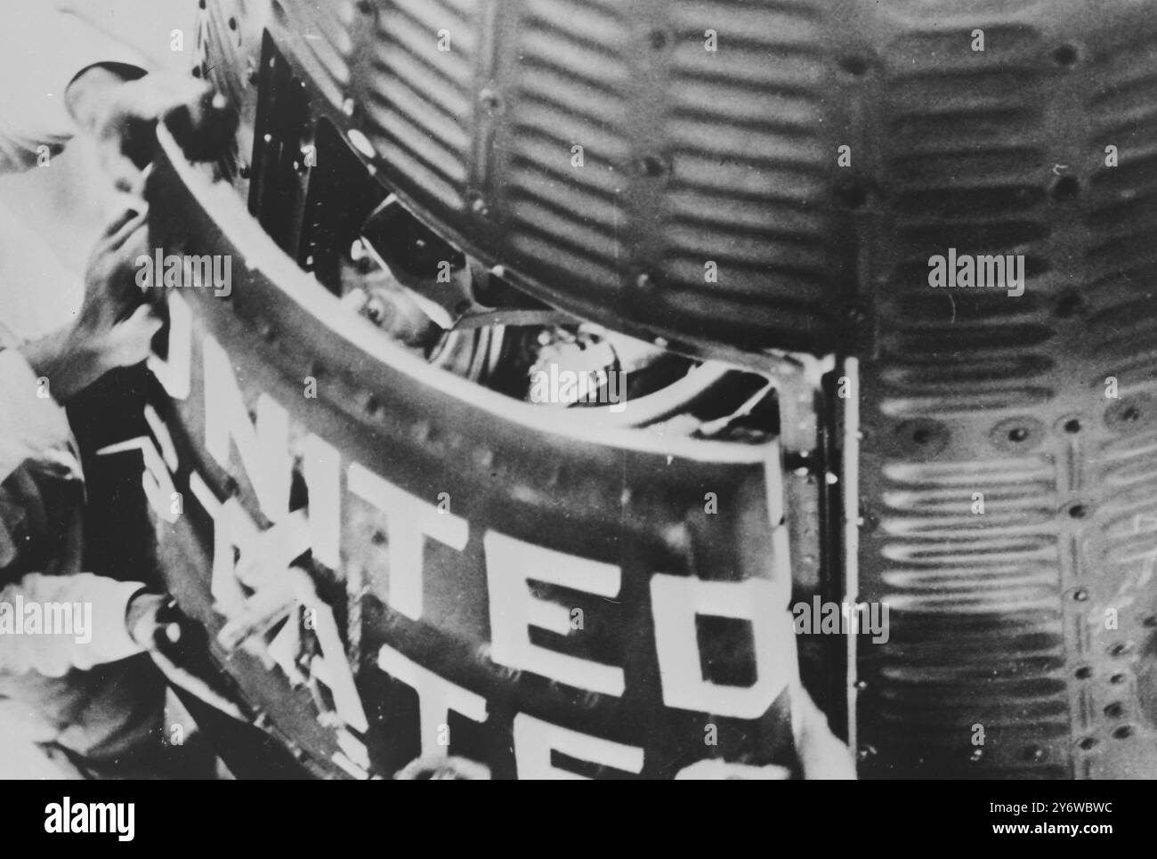 SPACE TRAVEL ALAN B SHEPARD PEERS OUT CAPSULE BEFORE LAUNCH 7 MAY 1961 ...