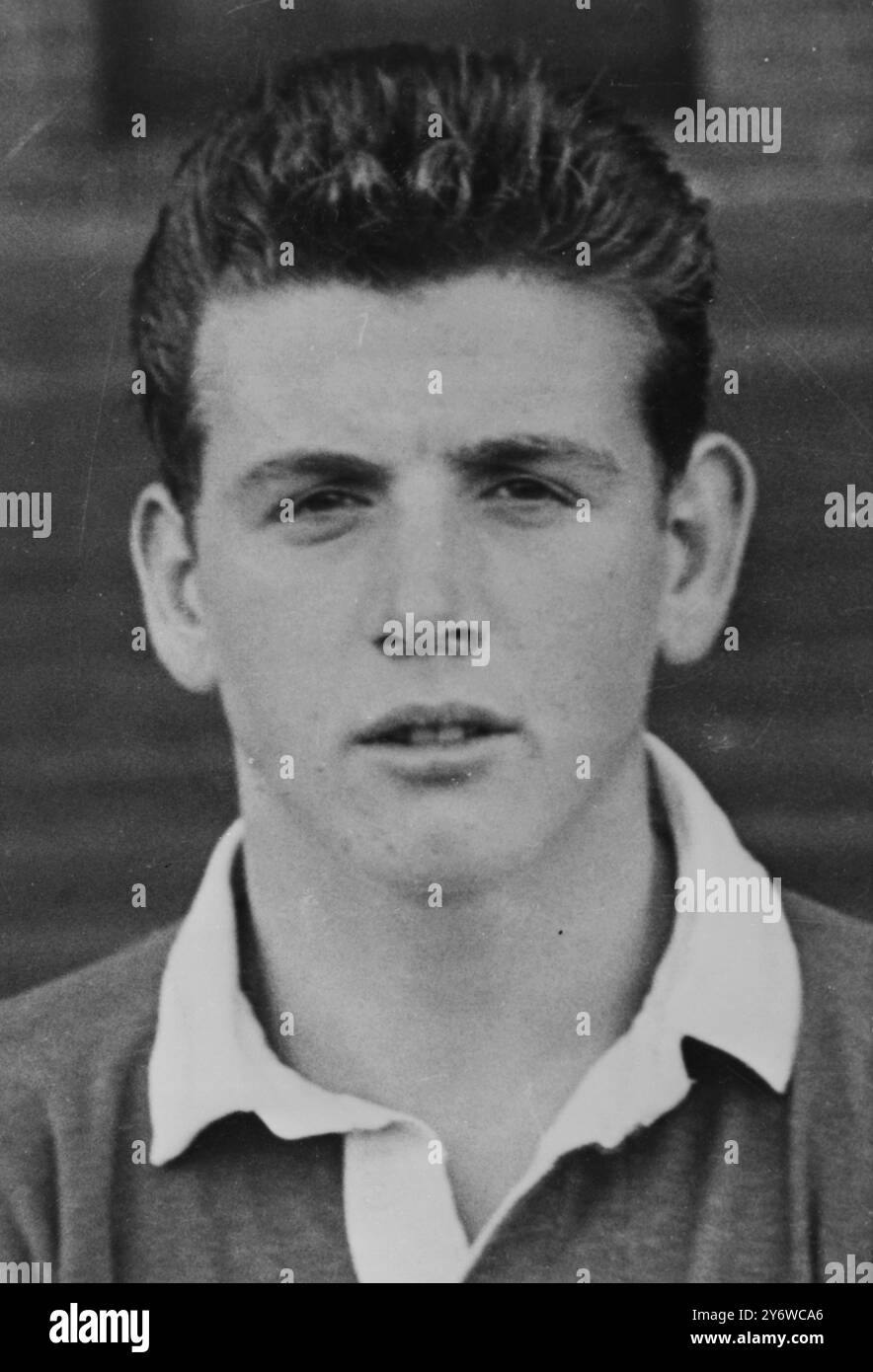 FOOTBALLER JOE BAKER HIBERNIAN CENTRE FORWARD / 4 MAY 1961 Stock Photo ...