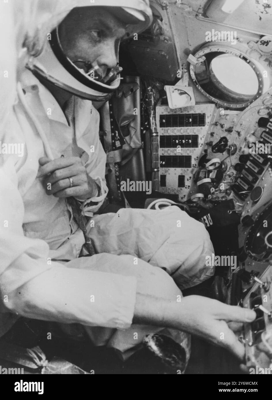 AMERICAN ASTRONAUT JOHN GLENN IN COCKPIT / 29 APRIL 1961 Stock Photo ...