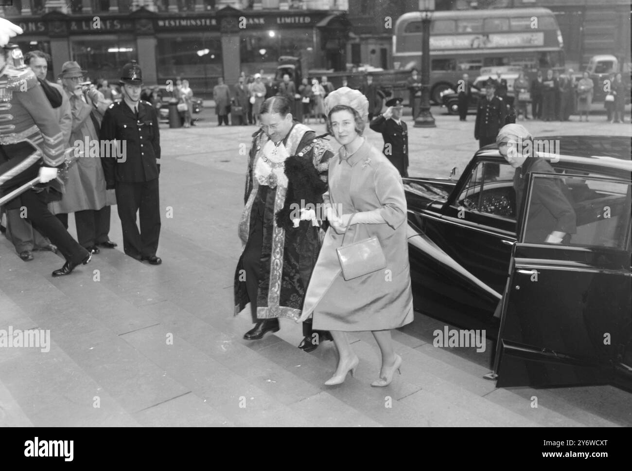 PRINCESS ALEXANDRA OF KENT WITH BERNARD WALEY COHEN AT ST PAULS ...