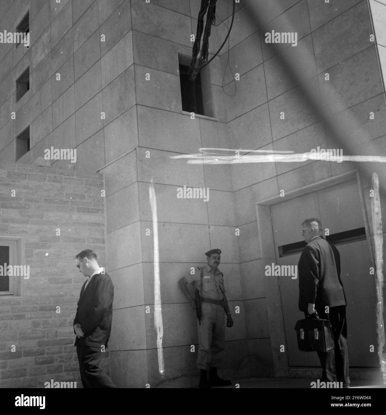 LAW & ORDER ROBERT SERVATIUS TALKS TO GUARD OUTSIDE CELL WITH ADOLF ...