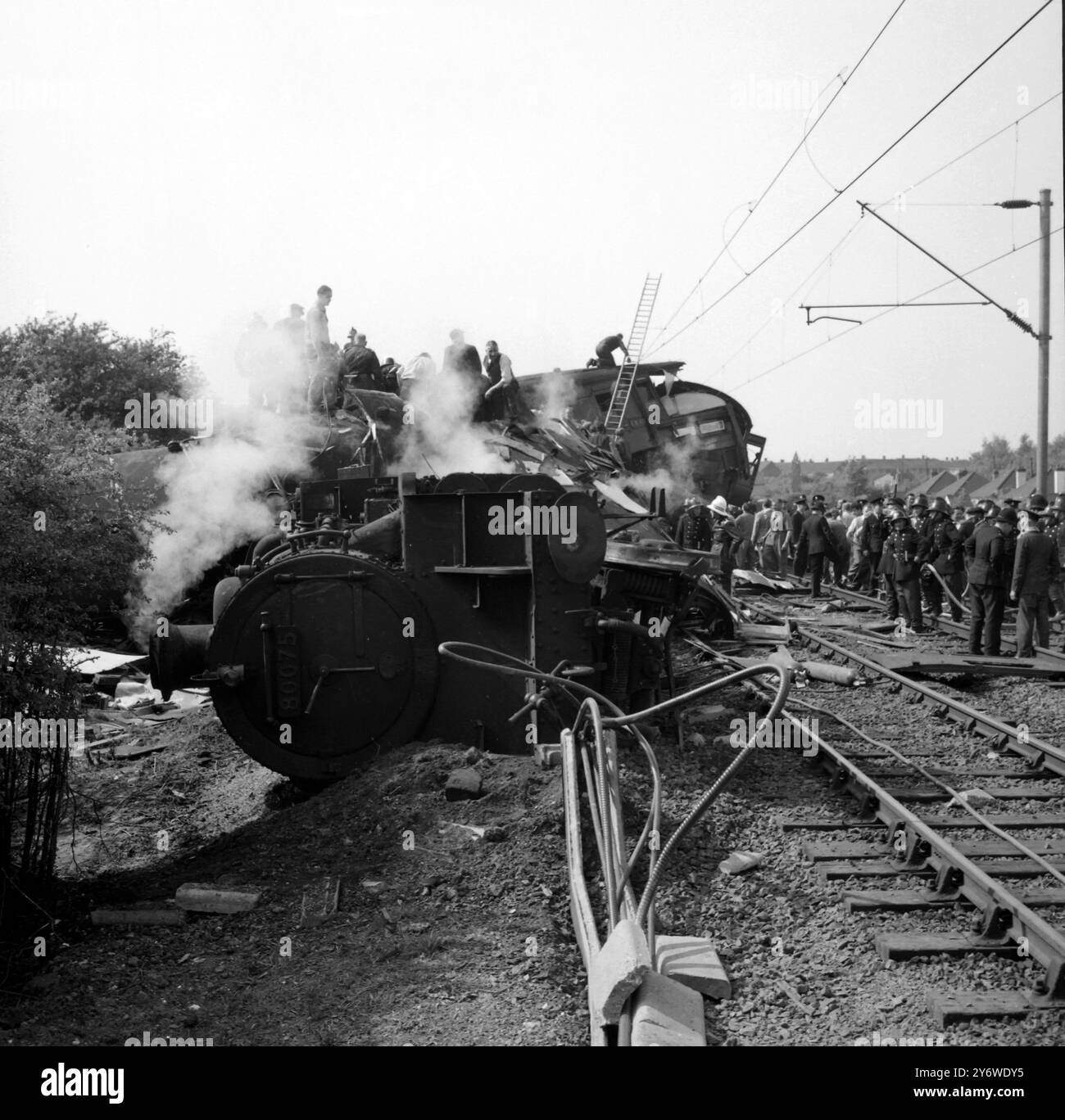 RAIL CRASHES LONDON SHOEBURNESS TRAIN JUMPED LINES 18 APRIL 1961 Stock ...