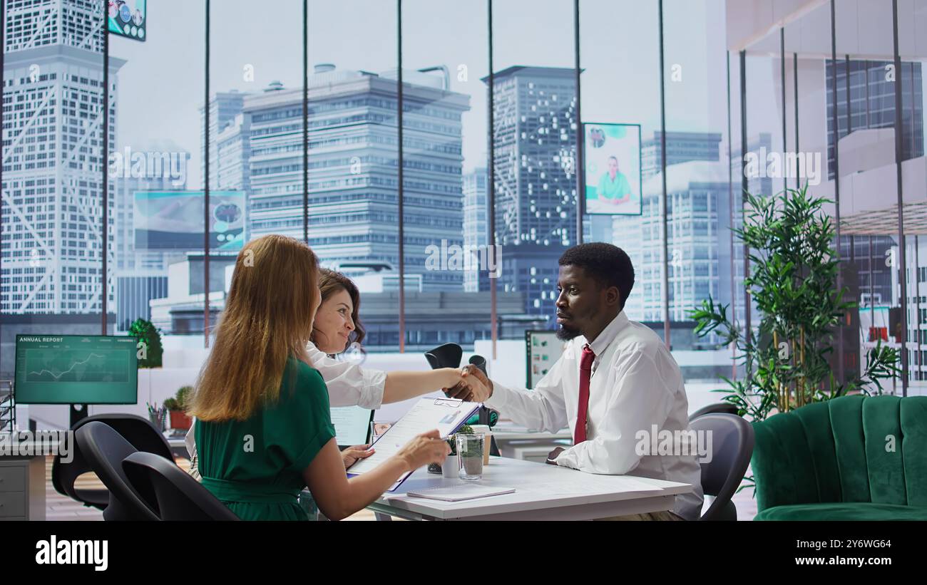Team recruiters interviewing job applicant hi-res stock photography and images - Alamy