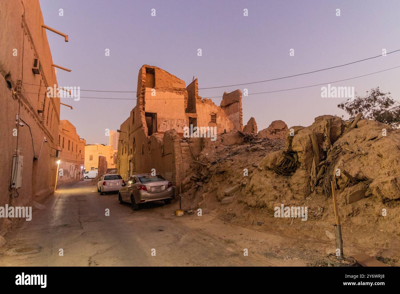 Crumbling street of Ad Dirah neighborhood in Riyadh, Saudi Arabia Stock ...