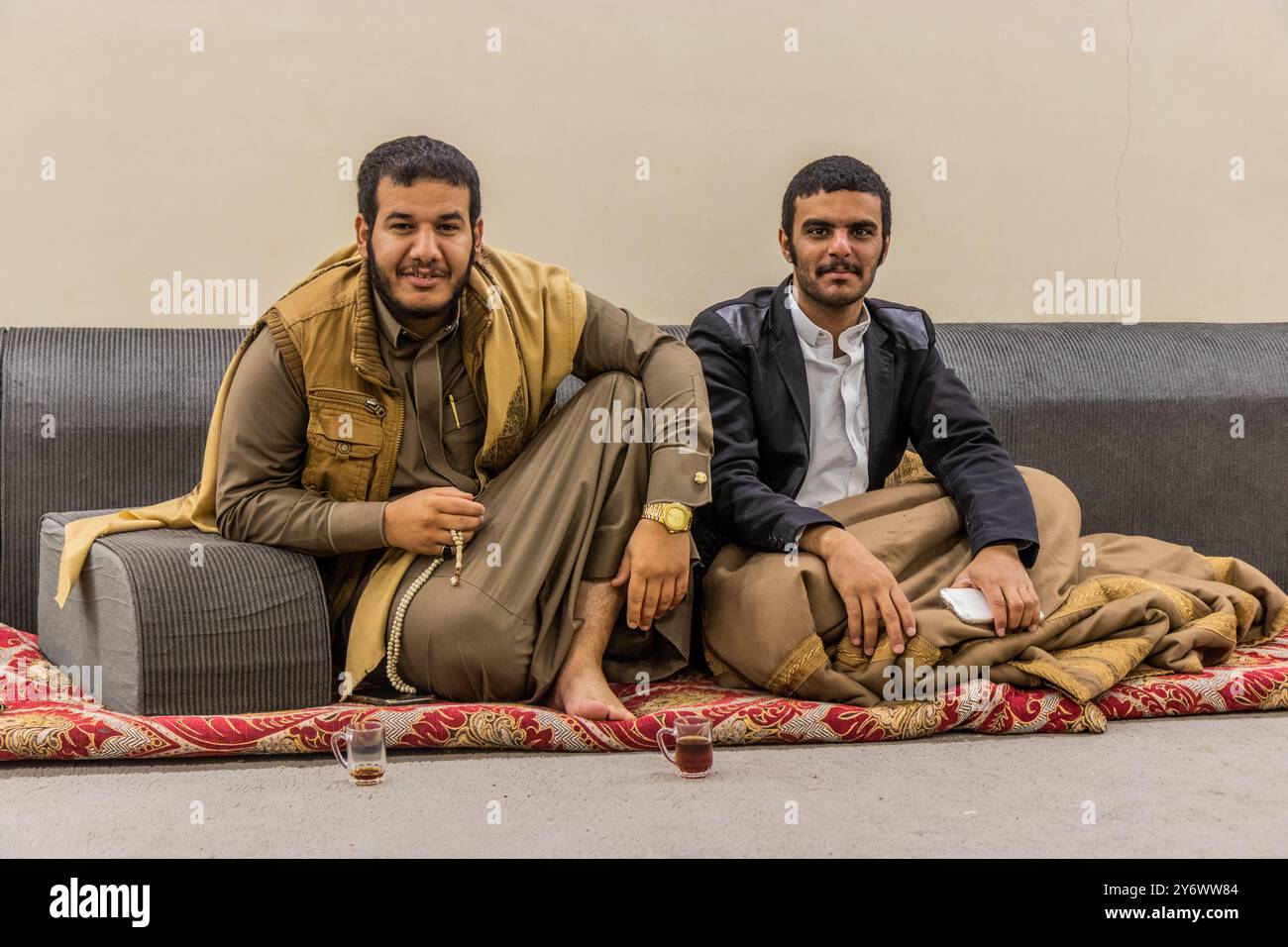 Saudi arabia young men in hi-res stock photography and images - Alamy