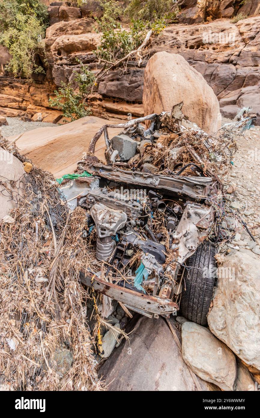 Car accident in saudi arabia hi-res stock photography and images - Alamy
