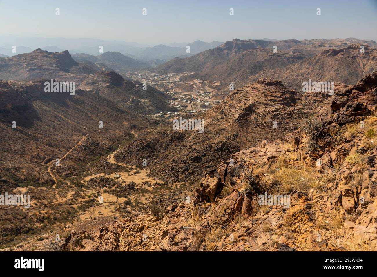 Rocky landscape near Dhahran al Janub, Saudi Arabia Stock Photo - Alamy