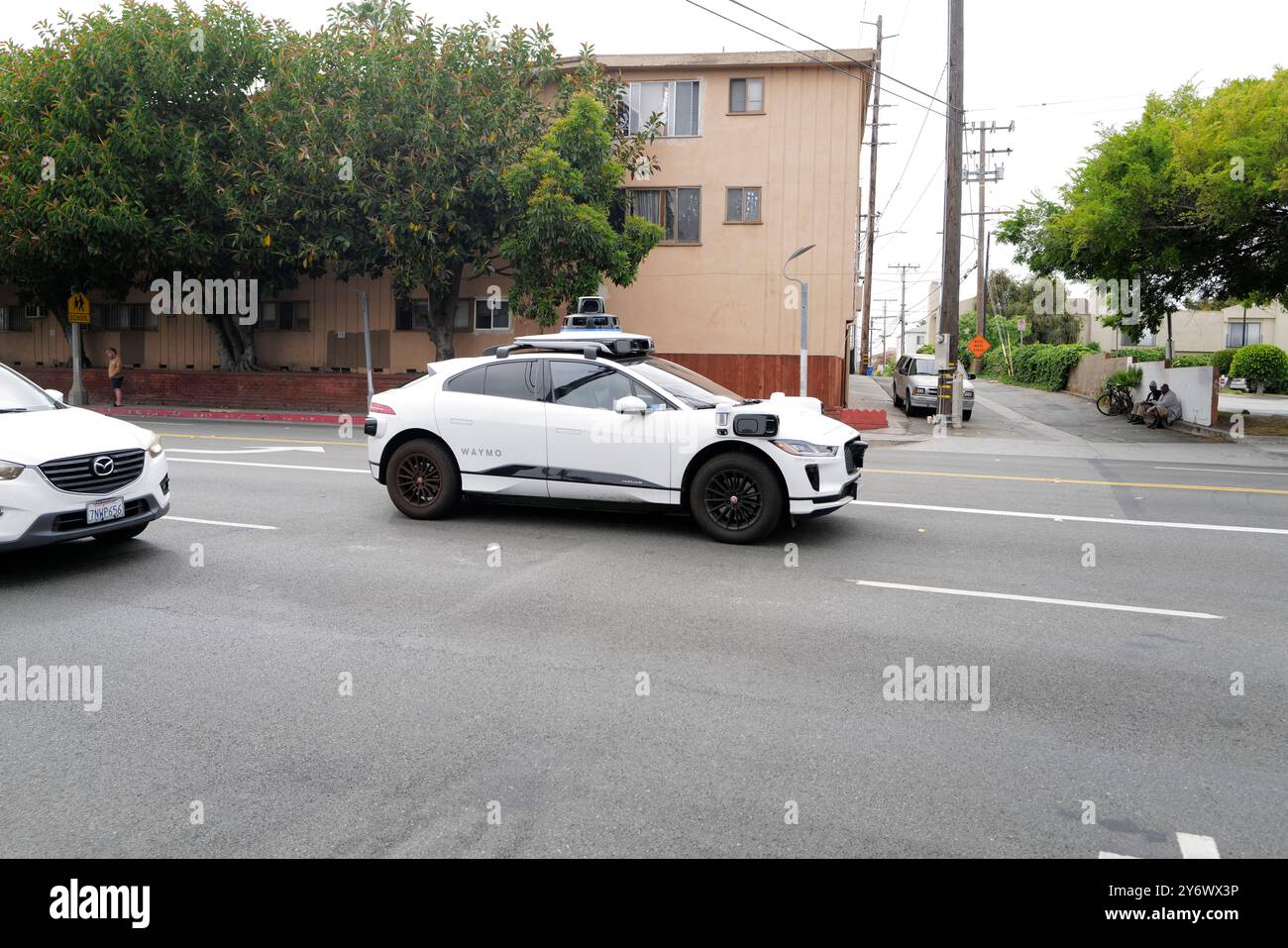 Waymo Jaguar: The Future of Autonomous Driving and Electric Mobility ...
