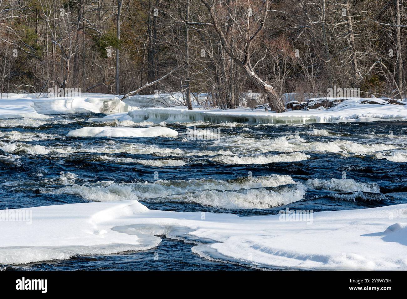 Surface covered in water hi-res stock photography and images - Alamy