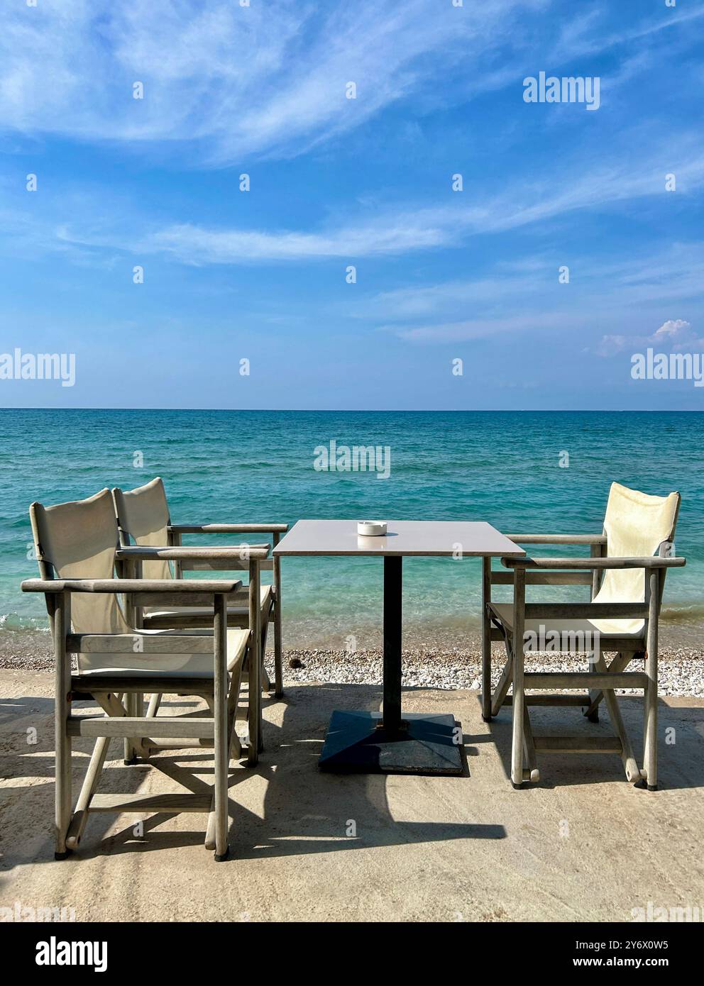 Sea view table chairs hi-res stock photography and images - Alamy
