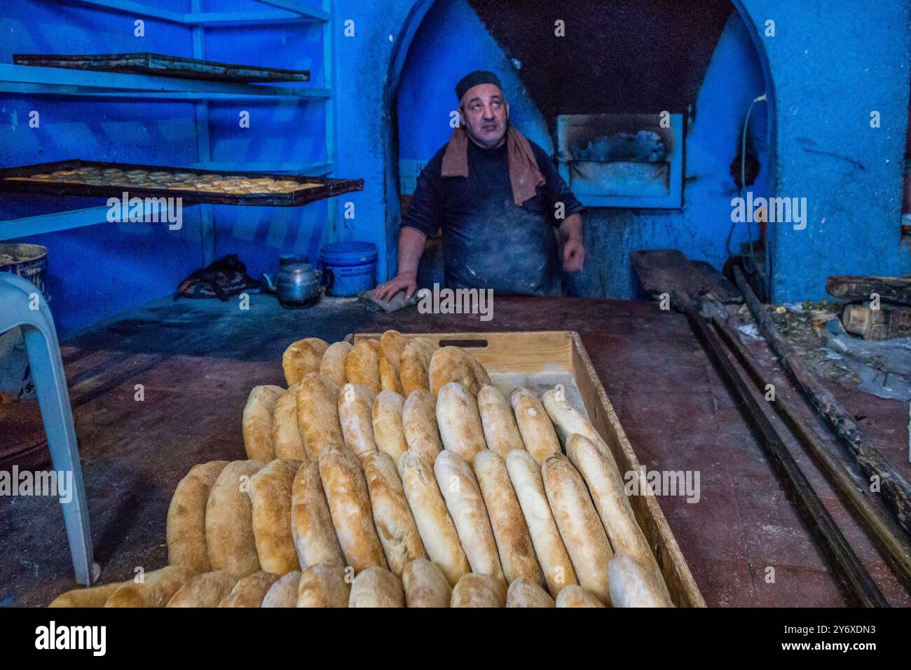 artisan bread, panaderia in the medina, Chefchauen, -Chauen-, Morocco ...
