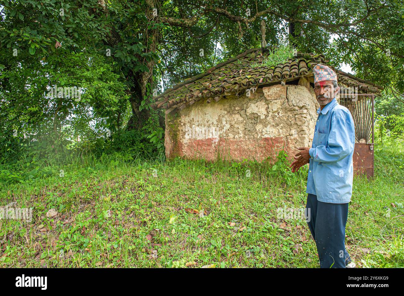 08 30 2008 Local Caretaker pandit at Vintage Old Birthplace. of ...