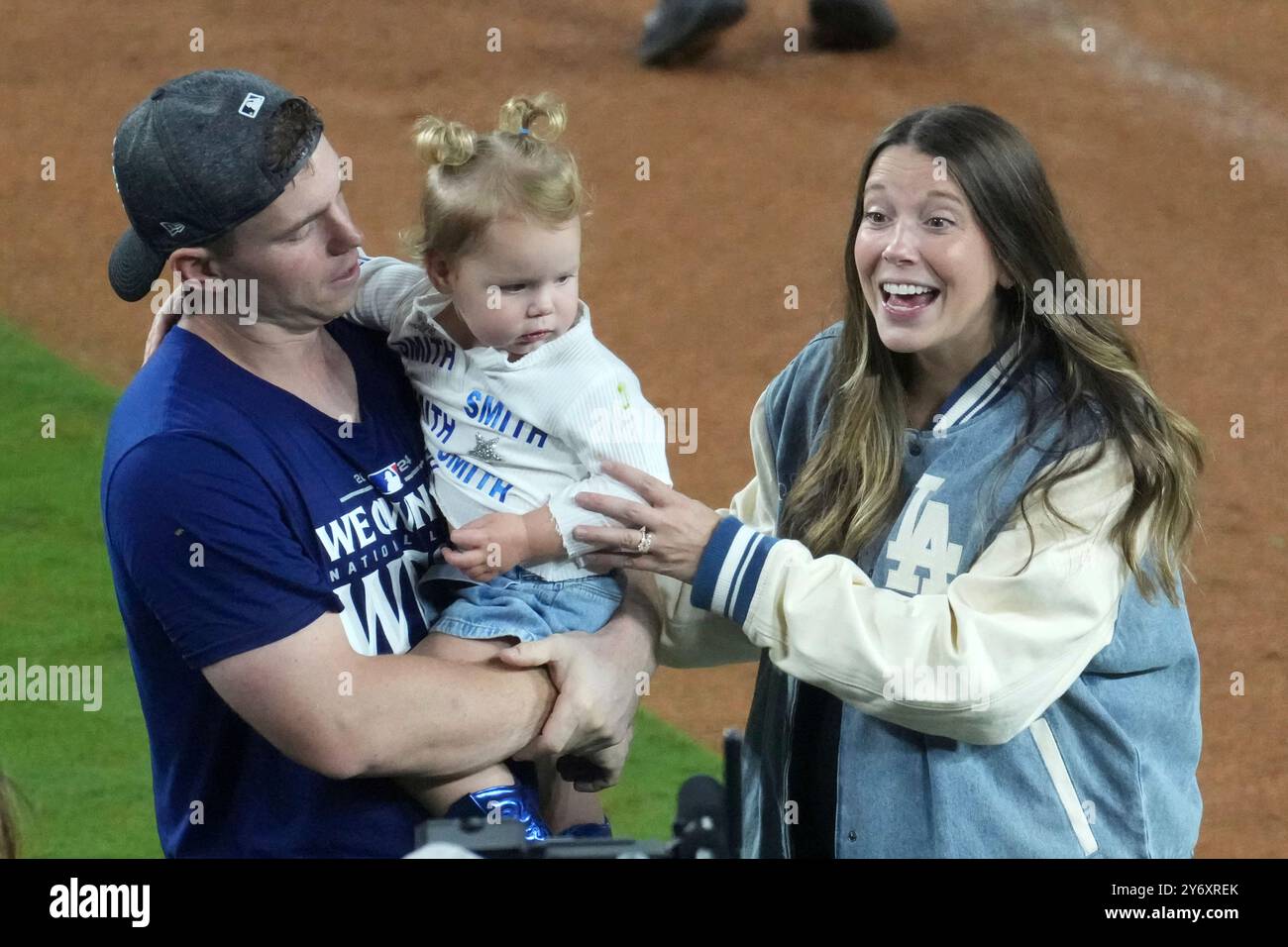 Los Angeles Dodgers catcher Will Smith (16) poses with wife Cara Smith ...