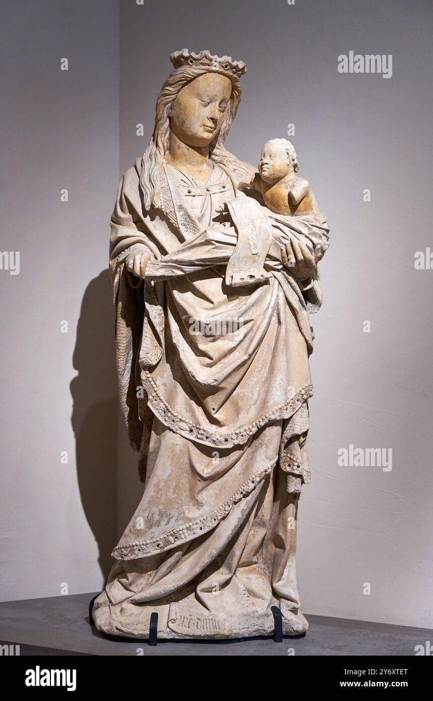 Virgin and Child, Lorraine, about 1500, Limestone, traces of polychromy ...