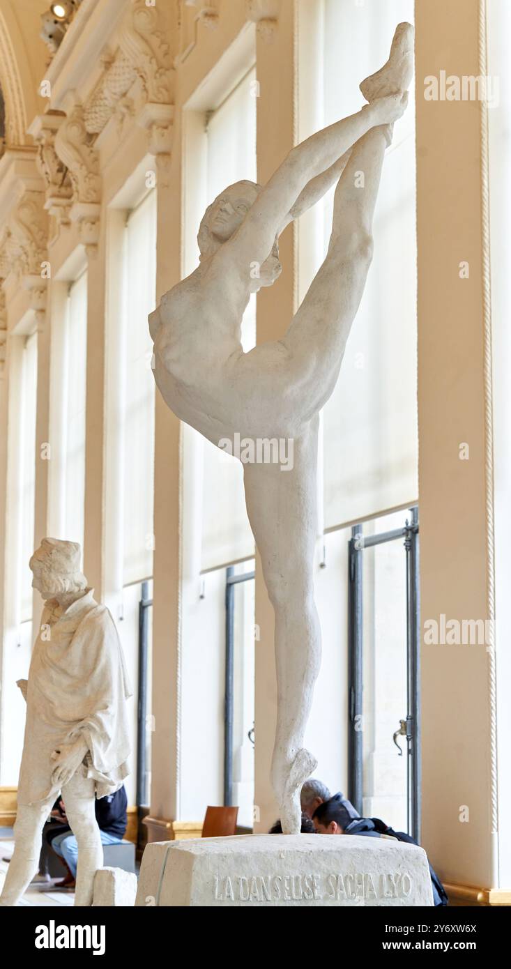 The dancer Sacha-Lyo, Plaster cast for a bronze model destroyed circa ...