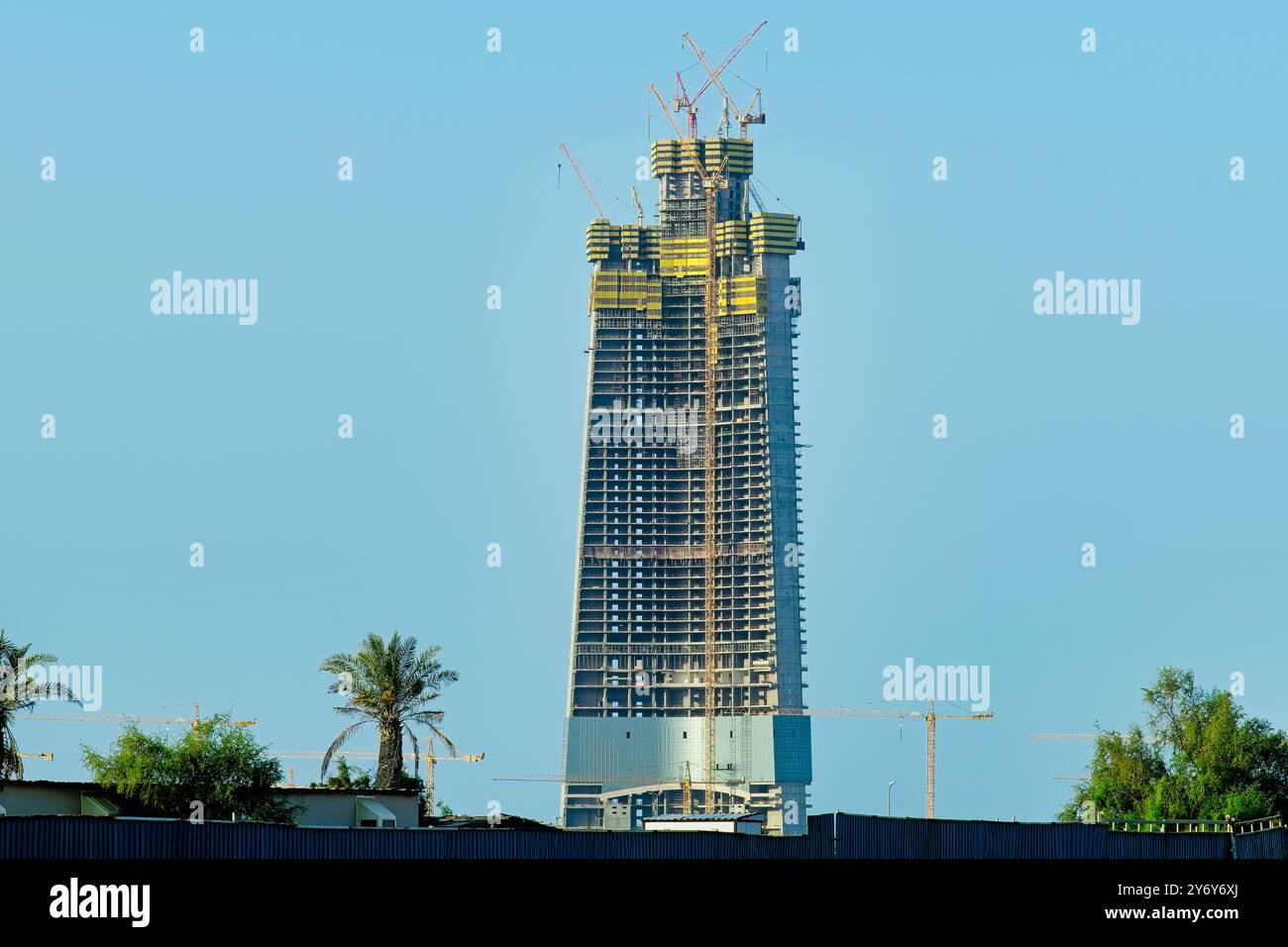 Jeddah Tower at sunrise Stock Photo - Alamy