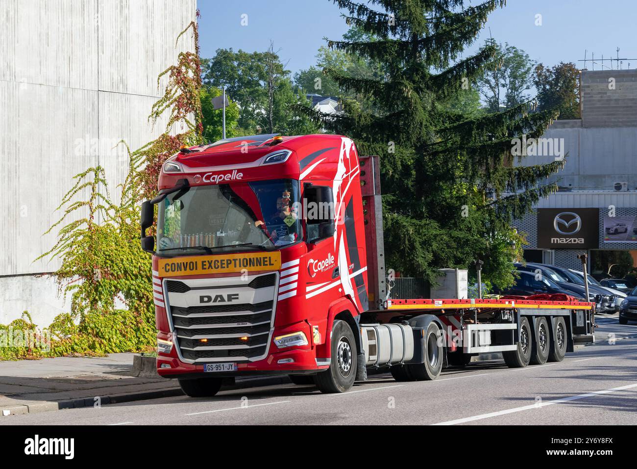 Nancy, France - View on a red heavy haulage truck DAF XG 530 with an ...