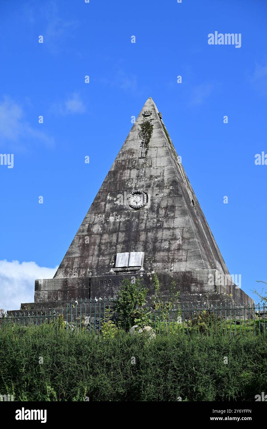 Around Scotland - The Star Pyramid (Salem Rock Stock Photo - Alamy