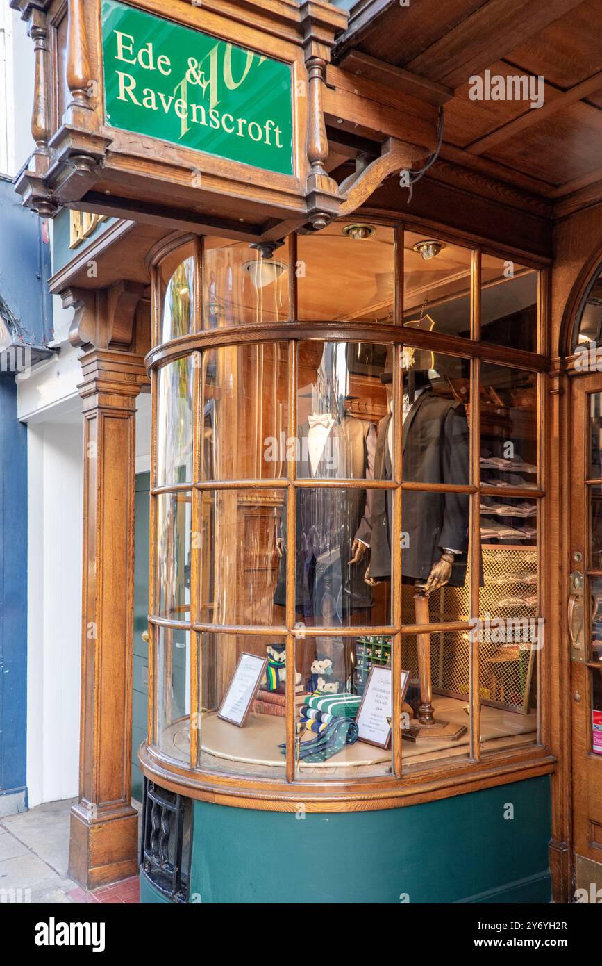 Shop window display with Oxford University formal dress, Oxford, UK ...