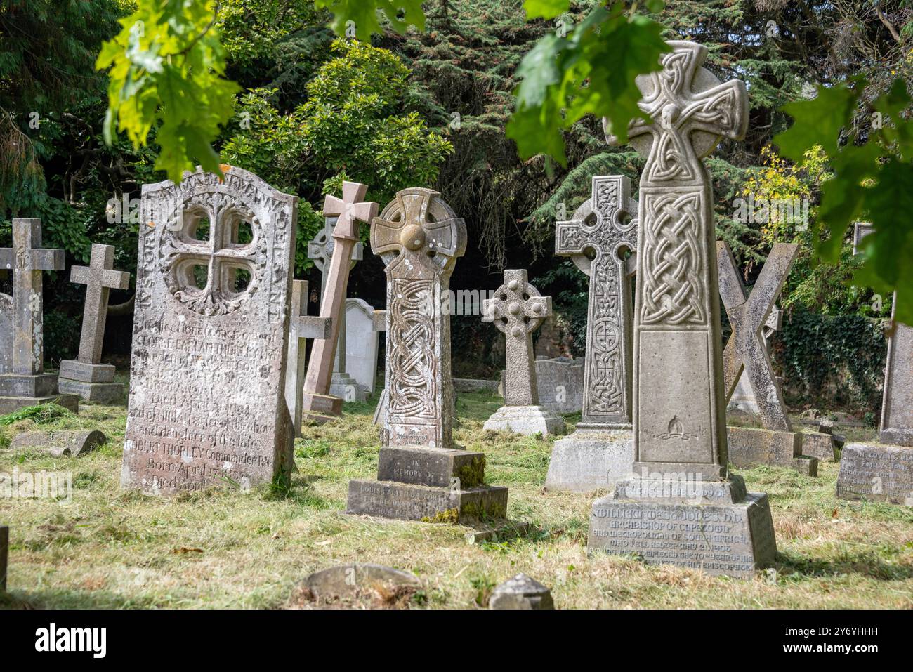 Oxford memorial cemetery hi-res stock photography and images - Alamy