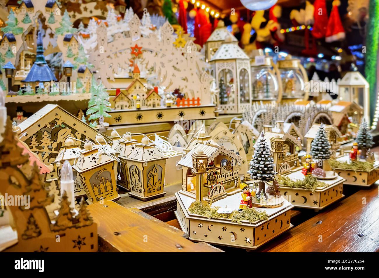 Christmas market stall with variety types of Christmas decoration ...