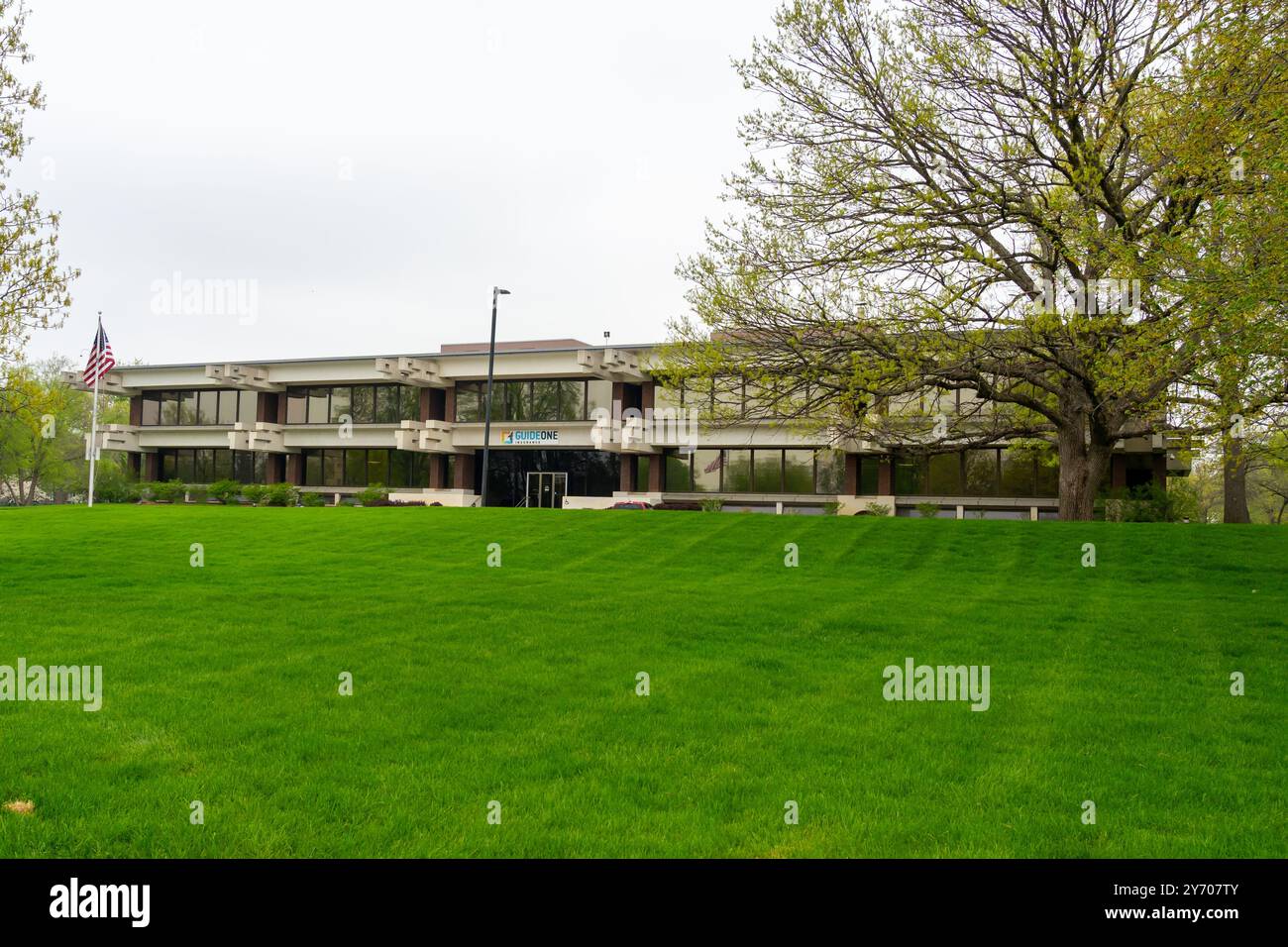 GuideOne Insurance headquarters in West Des Moines, Iowa, USA Stock ...