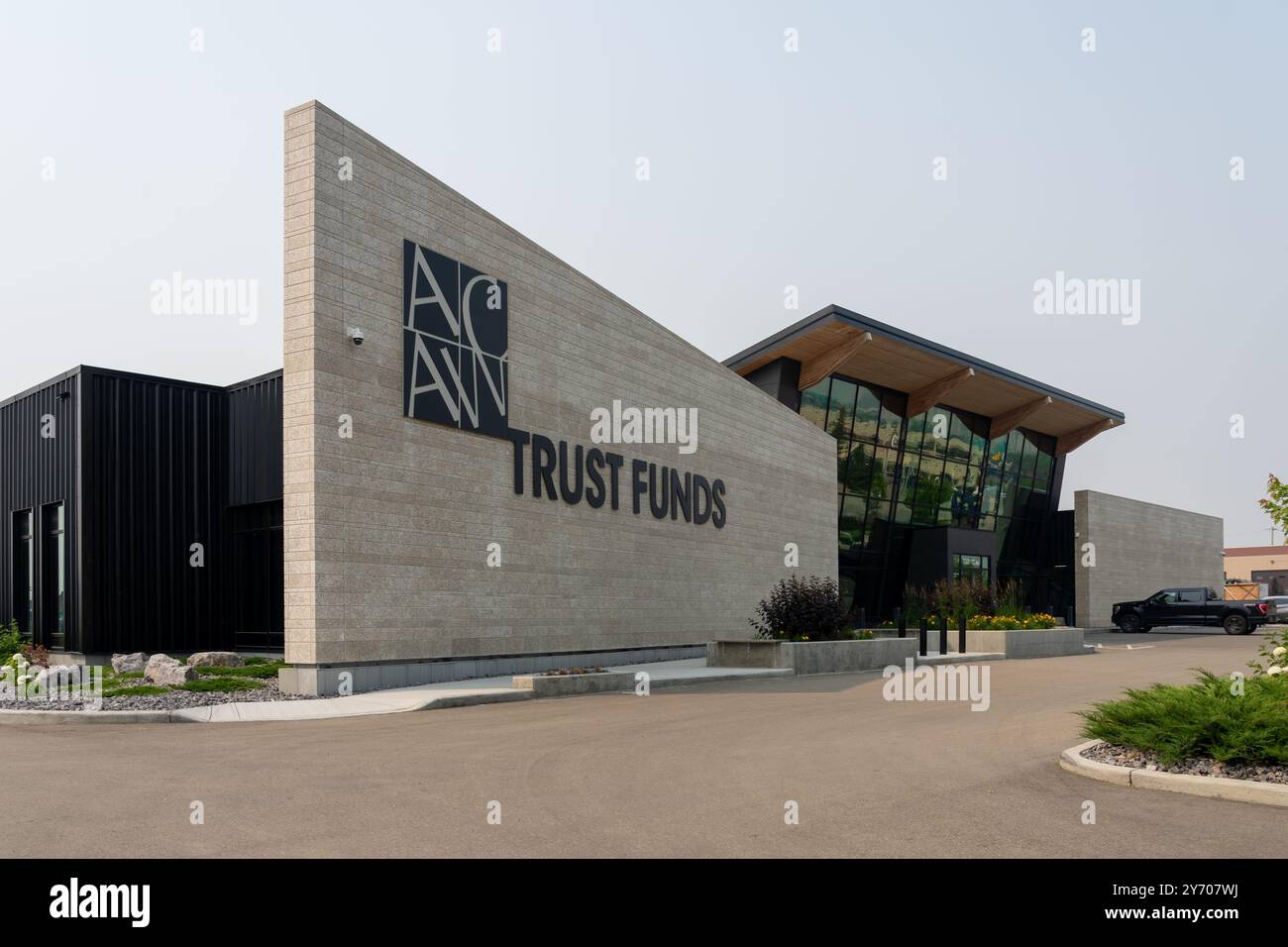 Acaw trust funds hi-res stock photography and images - Alamy