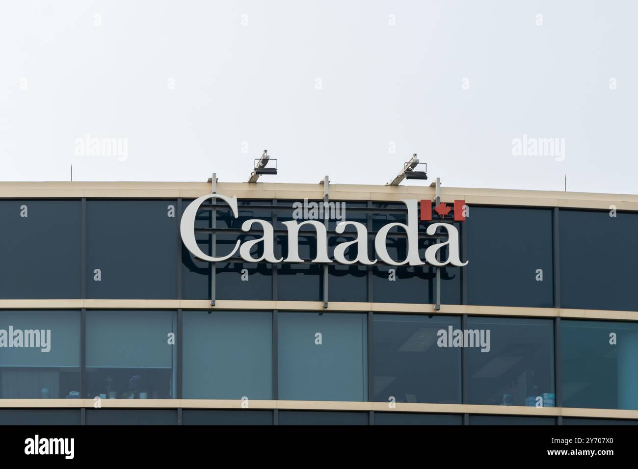 Canadian government logo hi-res stock photography and images - Alamy