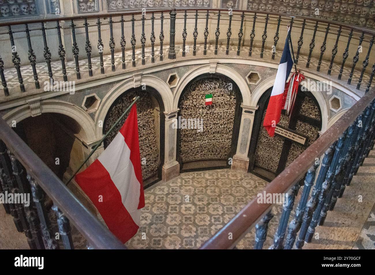 Austrian empire flag hi-res stock photography and images - Alamy