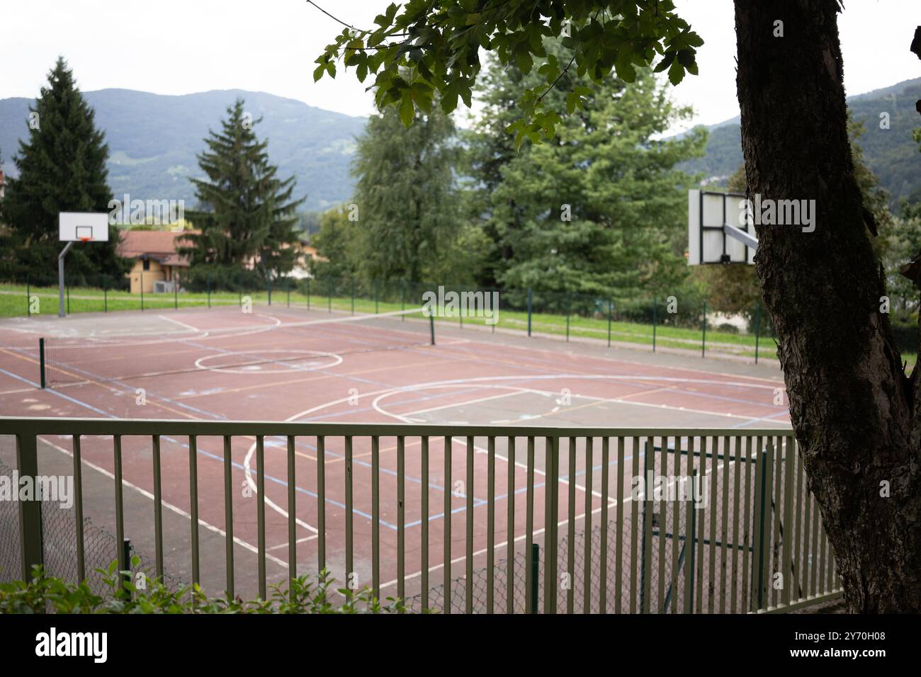 Basketball court in Italy Stock Photo - Alamy