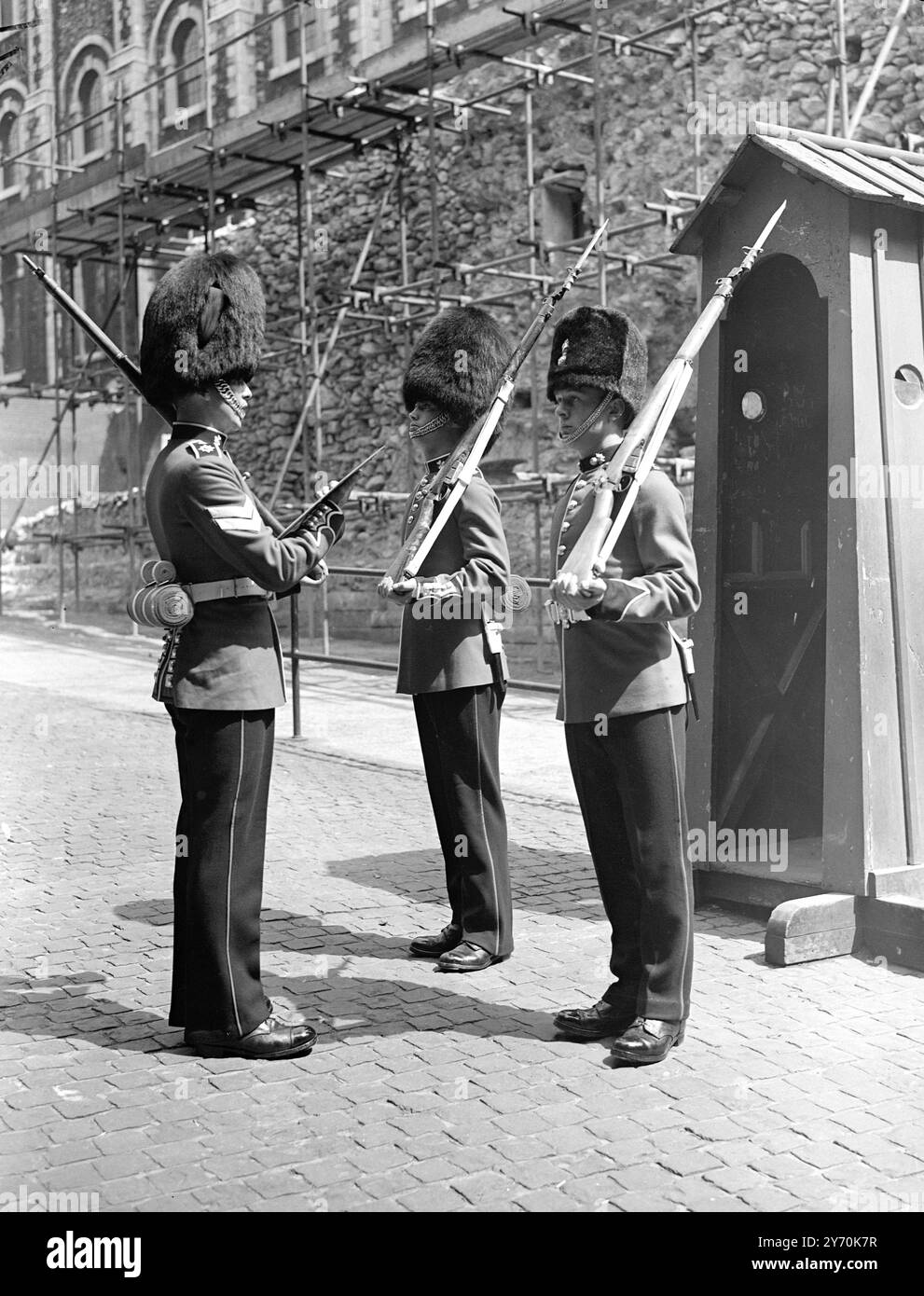TOWER GUARD CEREMONY TO MARK REGIMENT'S RETURN A colourful and ...