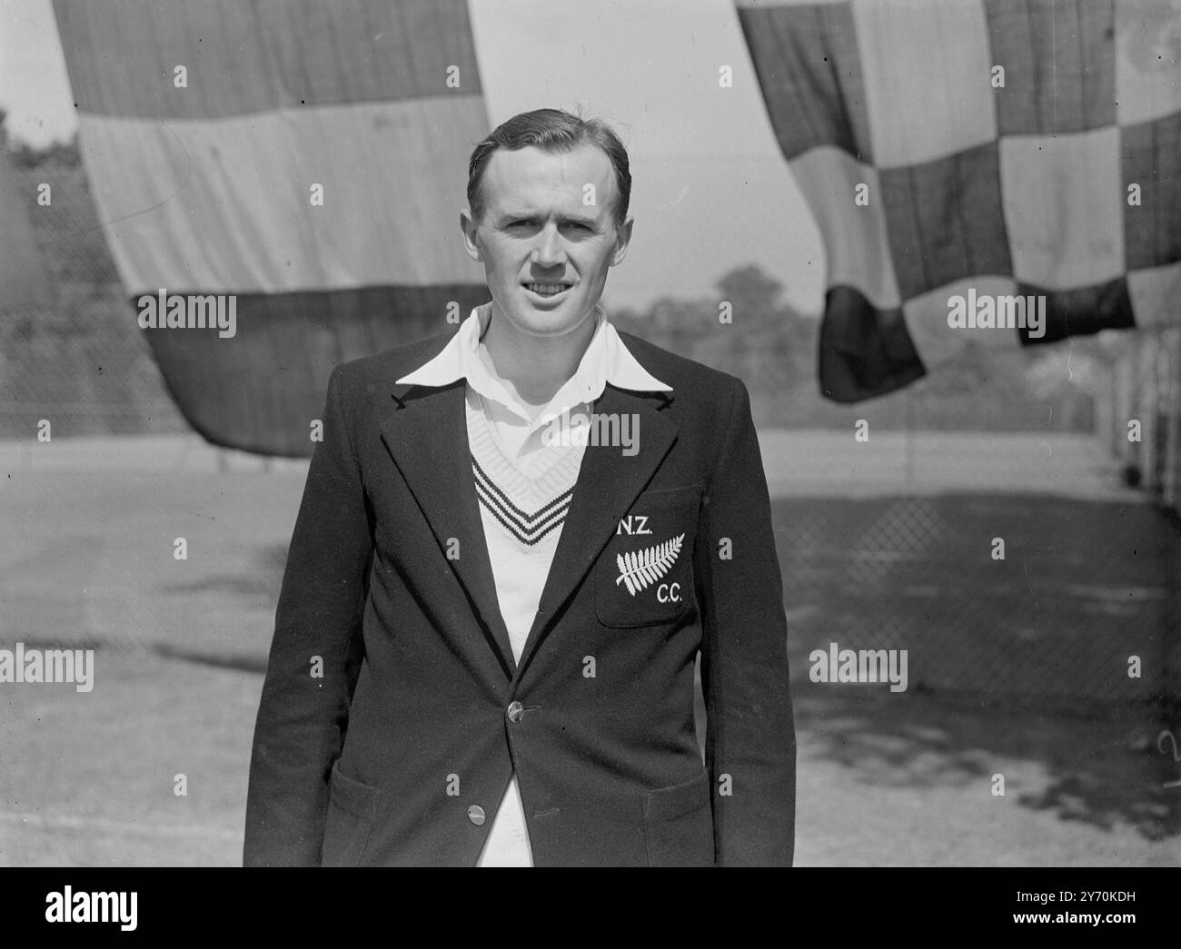 G . O. RABONE - New Zealand cricket player 5 May1949 Stock Photo - Alamy