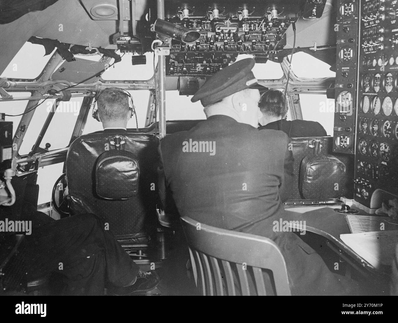 110 feet high hi-res stock photography and images - Alamy