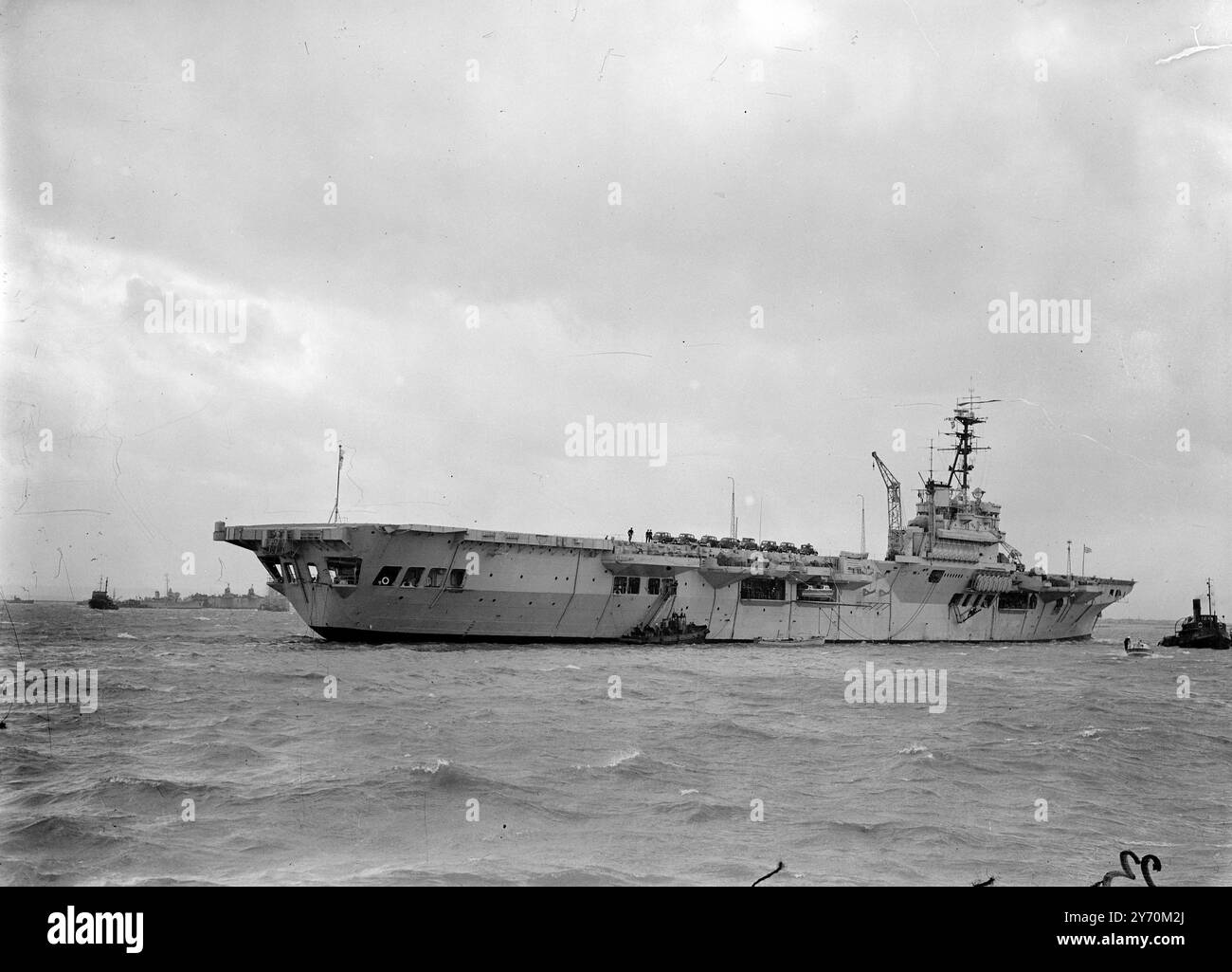 Hms triumph aircraft carrier hi-res stock photography and images - Alamy