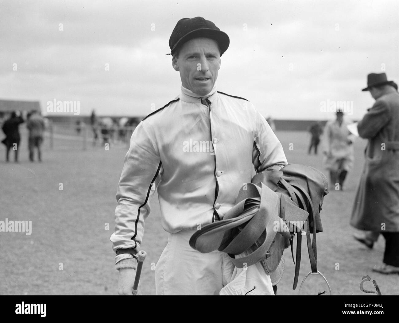 Dislocated pelvis hi-res stock photography and images - Alamy