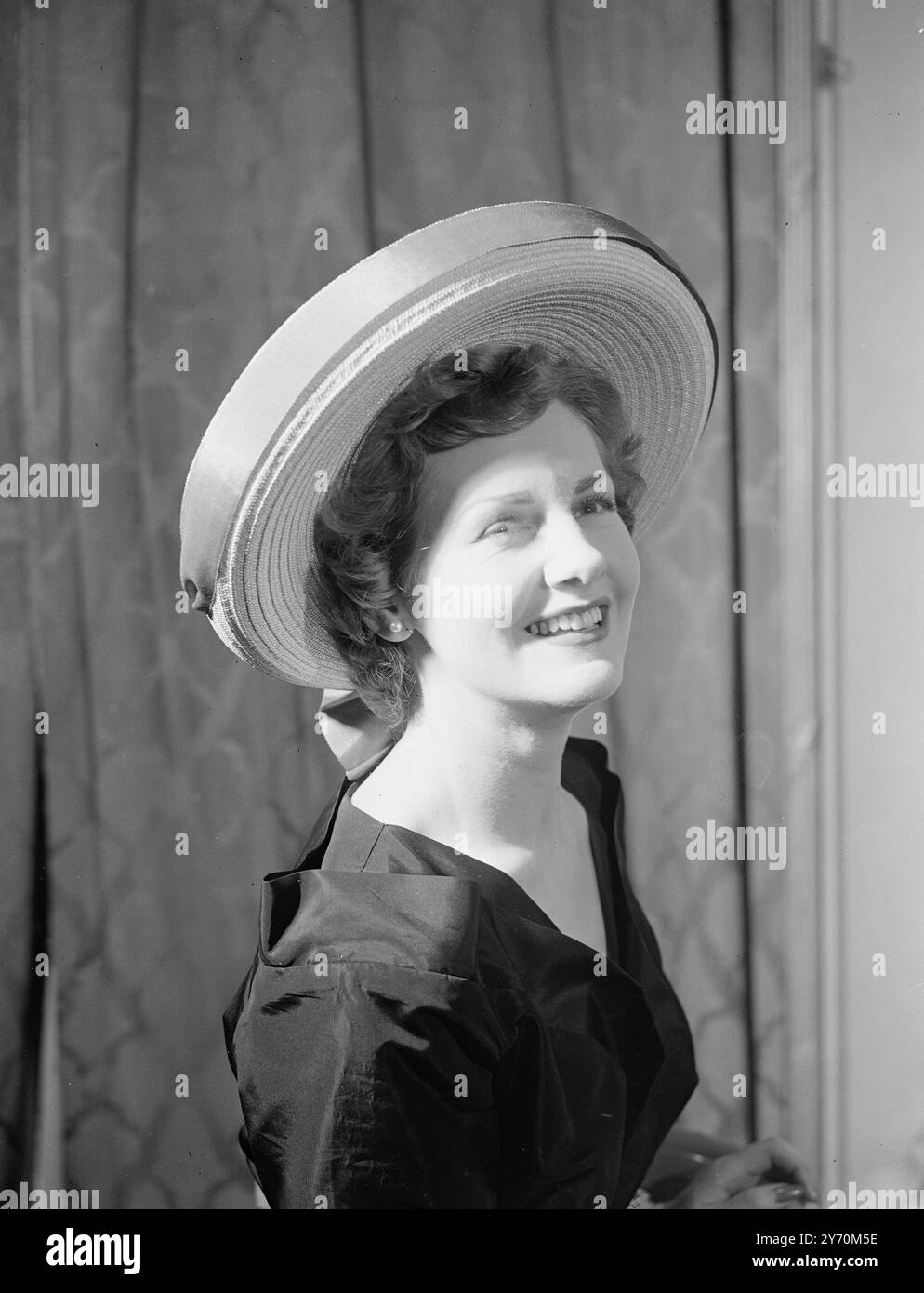 SHADES OF MEXICO Featured in a hat display by Military Information ...