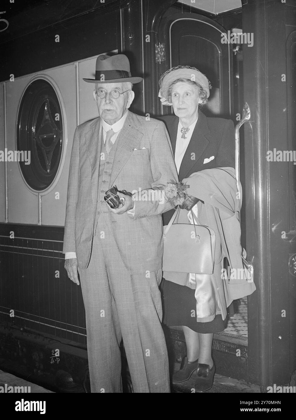 CROSSING THE ATLANTIC AT 82 Mr. G.F. Mansbridge, aged 82, who sailed in ...