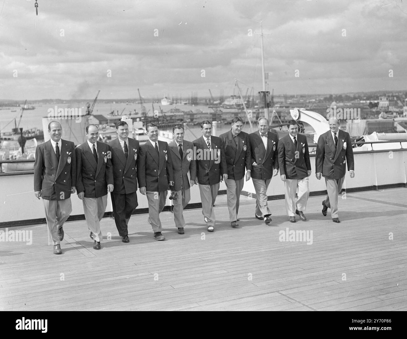 AMERICA'S RYDER CUP MEN ARRIVE America's Ryder Cup golfers- and wives ...