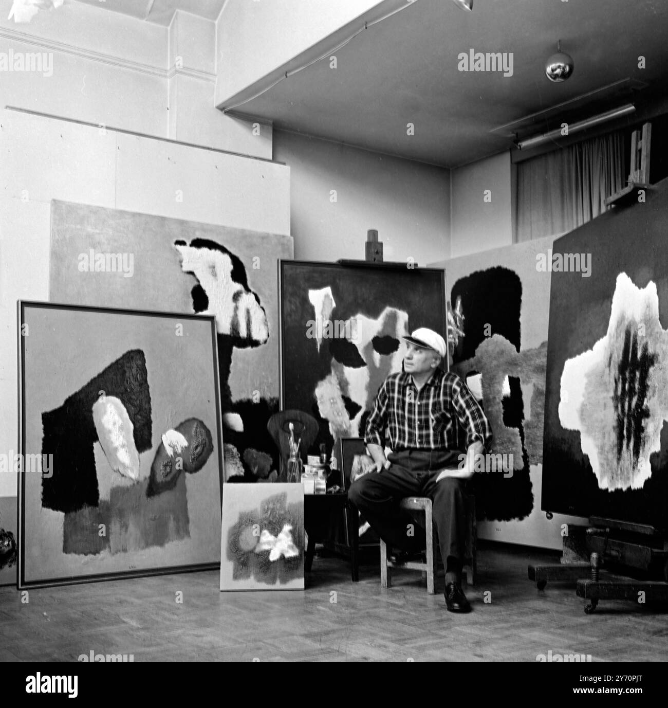 British artist Jan Le Witt , said to bear a physical resemblance to ...