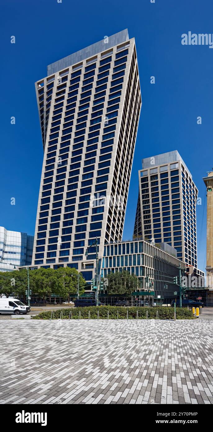 Corkscrew-skewed One High Line rises above High Line and Hudson River ...