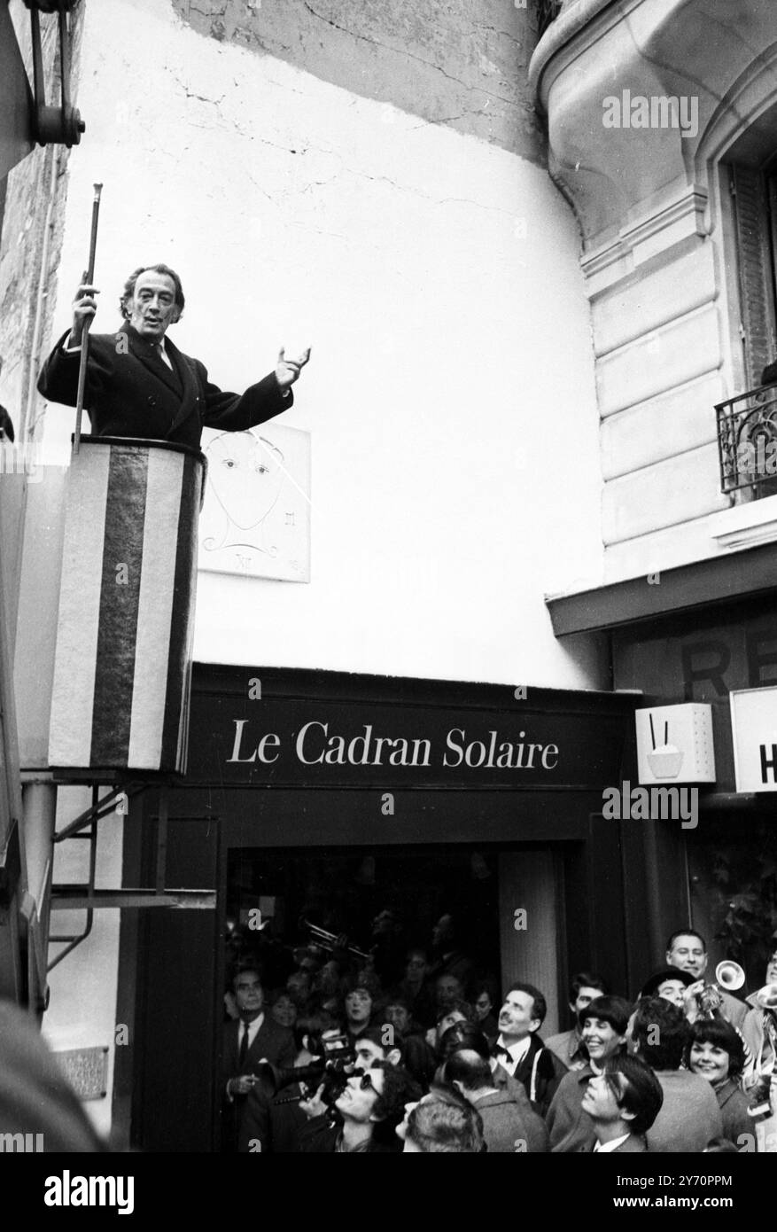 Salvador Dali unveils a Daliesque sundial on the wall of the Sundial ...
