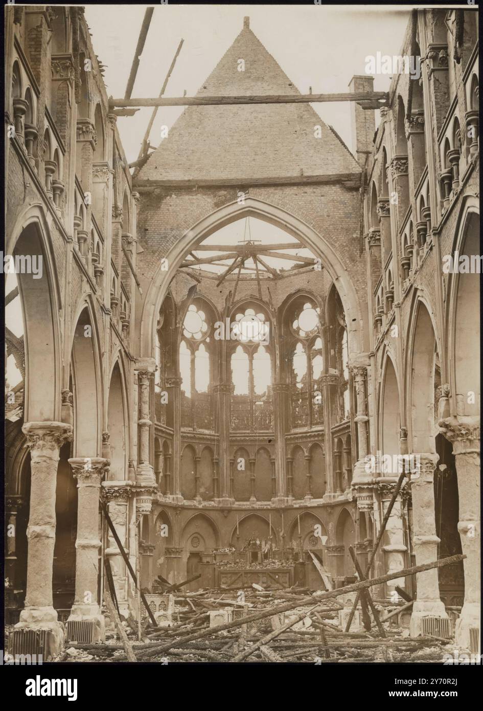 FAMOUS LONDON CATHOLIC CHURCH DESTROYED BY GERMAN BOMBS.CRUCIFIX ...