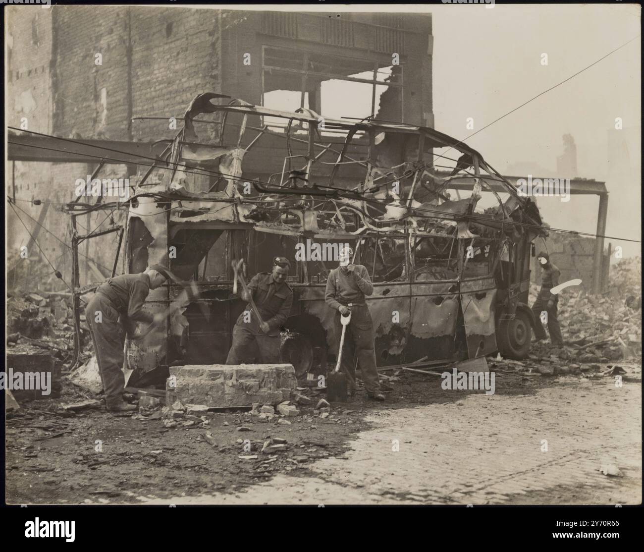 GERMAN RAIDS ON COVENTRYCasualties estimated at 1000 killed and wounded ...