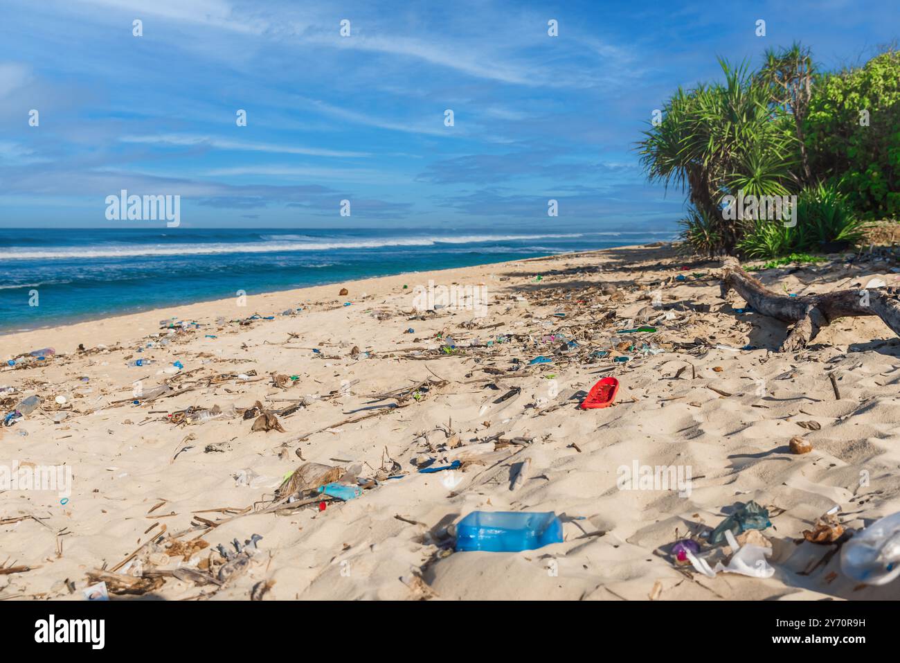 Garbage pollution on ocean beach in Bali island Stock Photo - Alamy