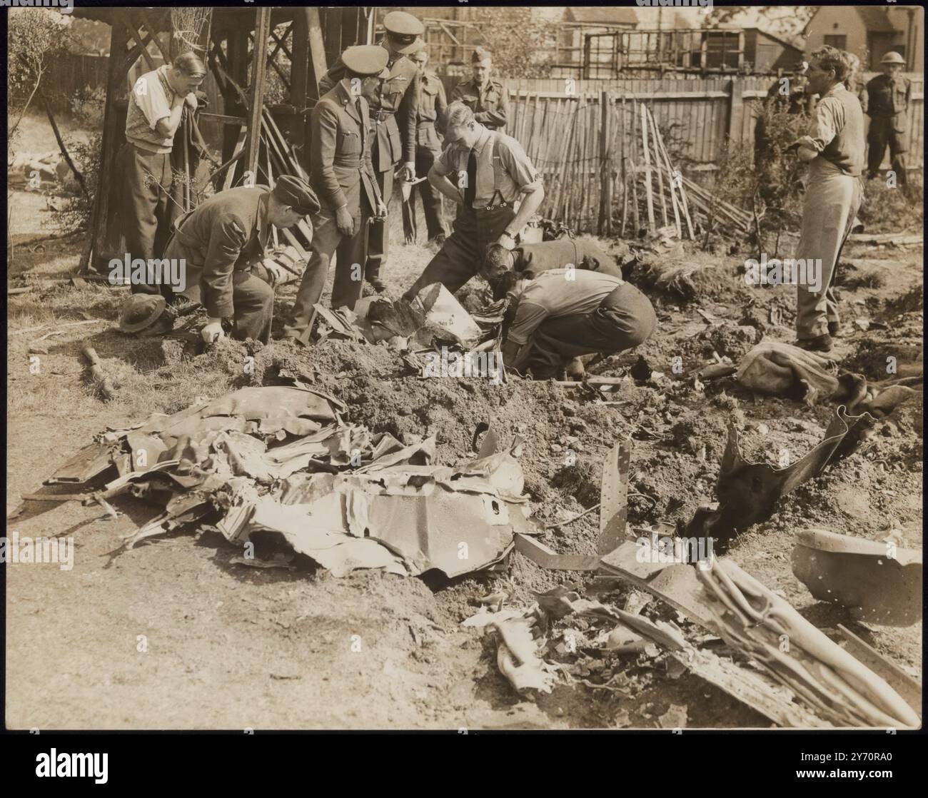 SPITFIRE PILOT SHOOTS DOWN MESSERSCHMITT BOMBER ON OUTSKIRTS OF LONDON ...