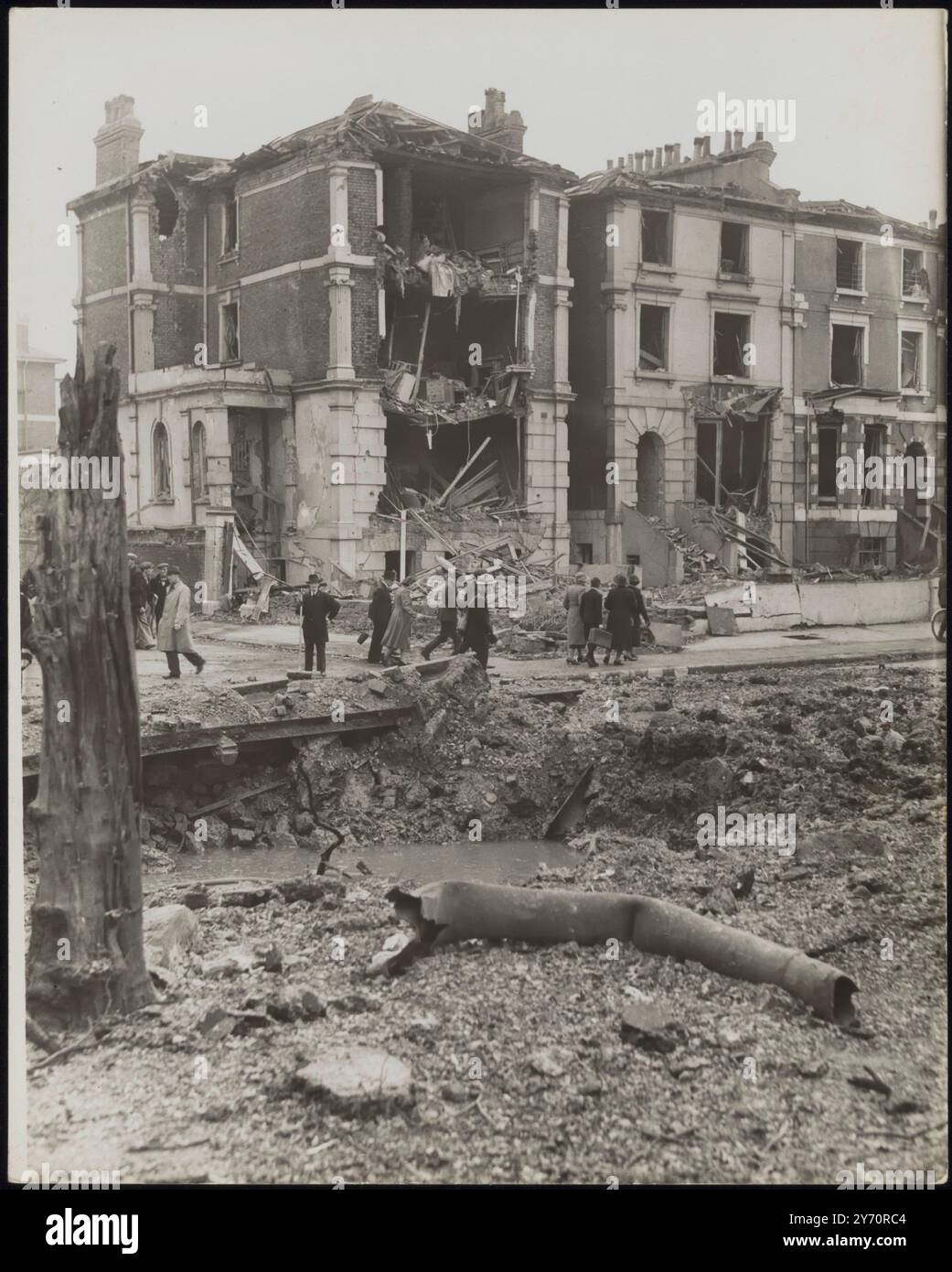Ww2 london bomb damage hi-res stock photography and images - Alamy