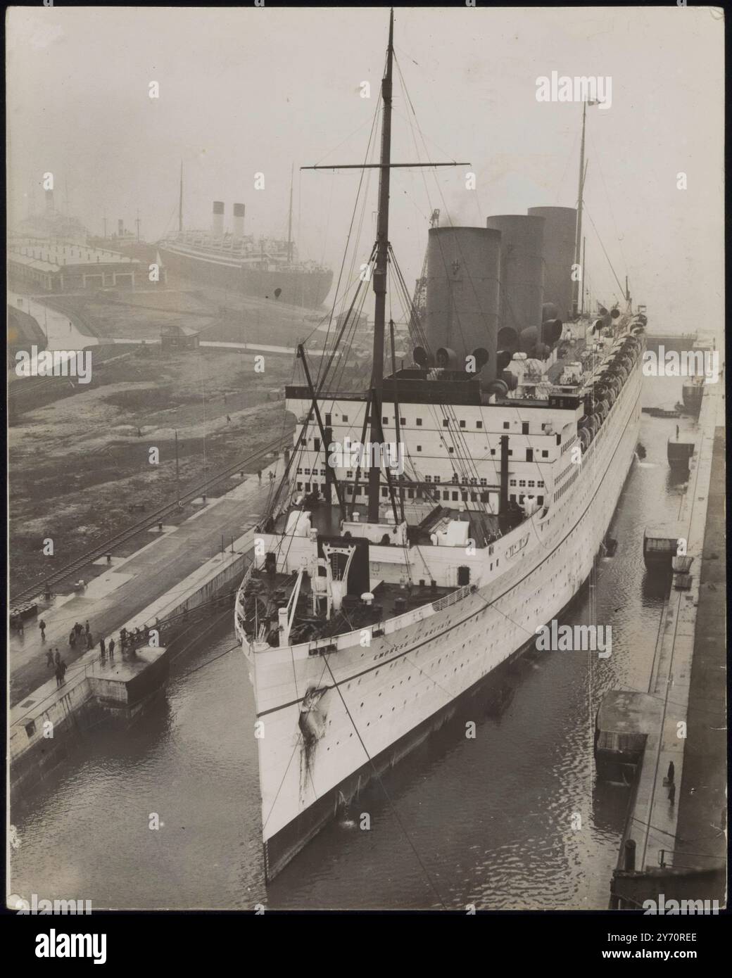 FIRST LINER IN FOR OVERHAUL AT SOUTHAMPTON.The 'Empress of Britain' is ...
