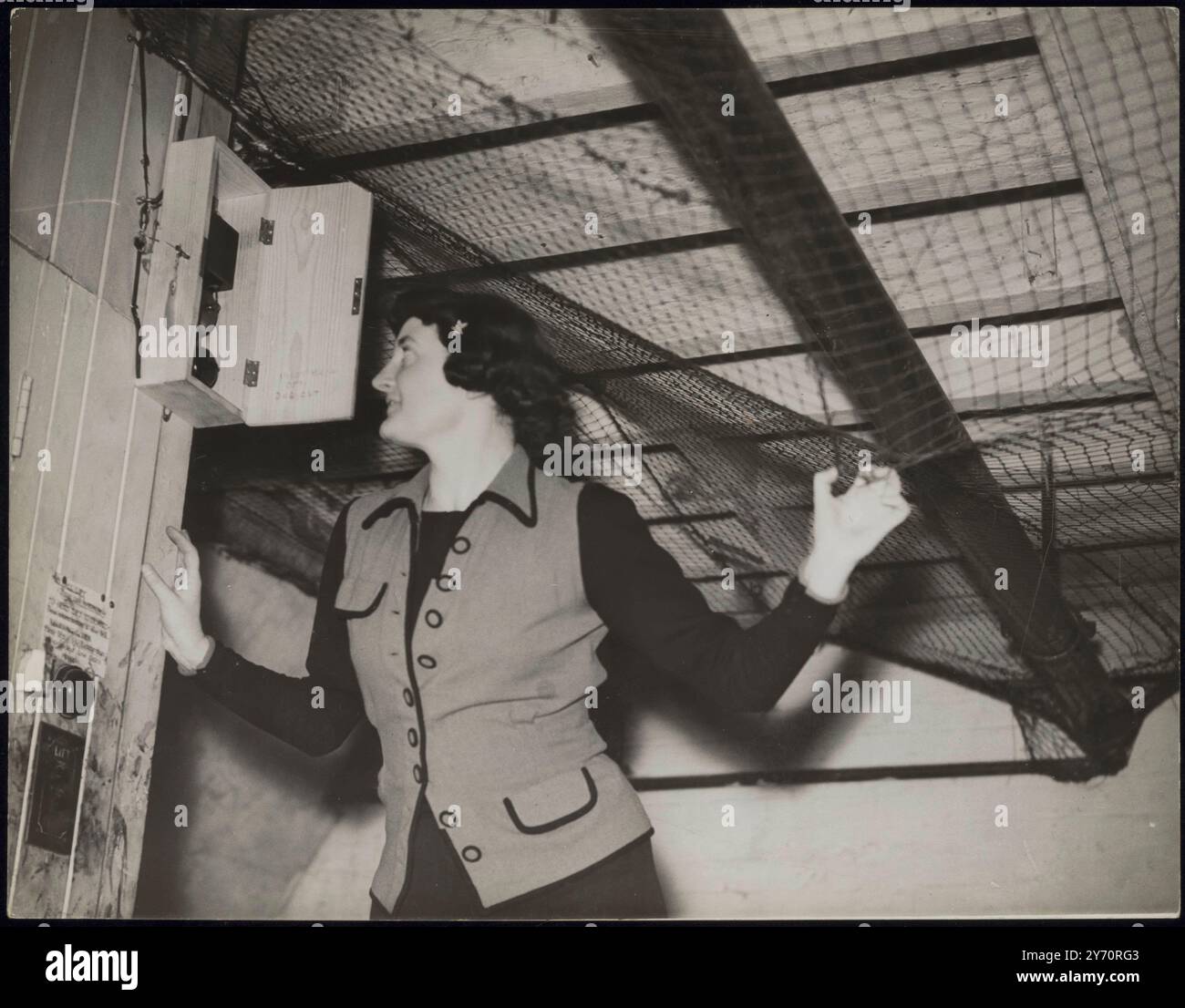 APPARATUS SOUNDS ALARM WHEN FIRE BOMB FALLS -ST. DUNSTAN'S AUTOMATIC ...